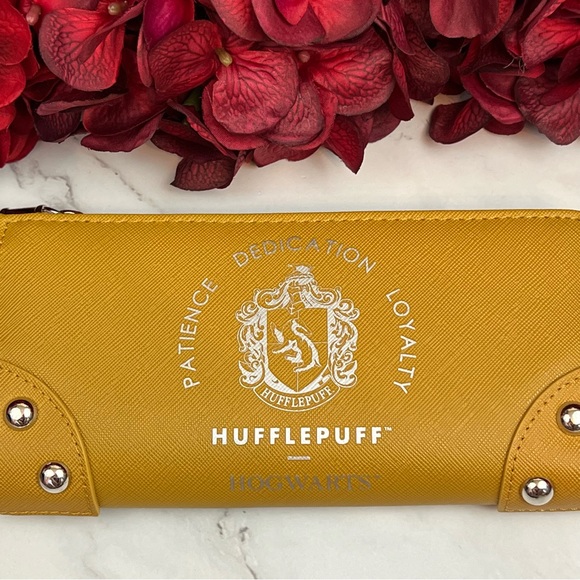 Bags | Harry Potter Yellow Hufflepuff Hogwarts Clutch Wallet | Poshmark